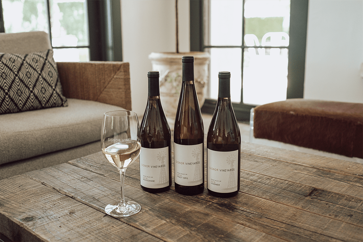 Town and Country Wine Club - Signor Vineyards